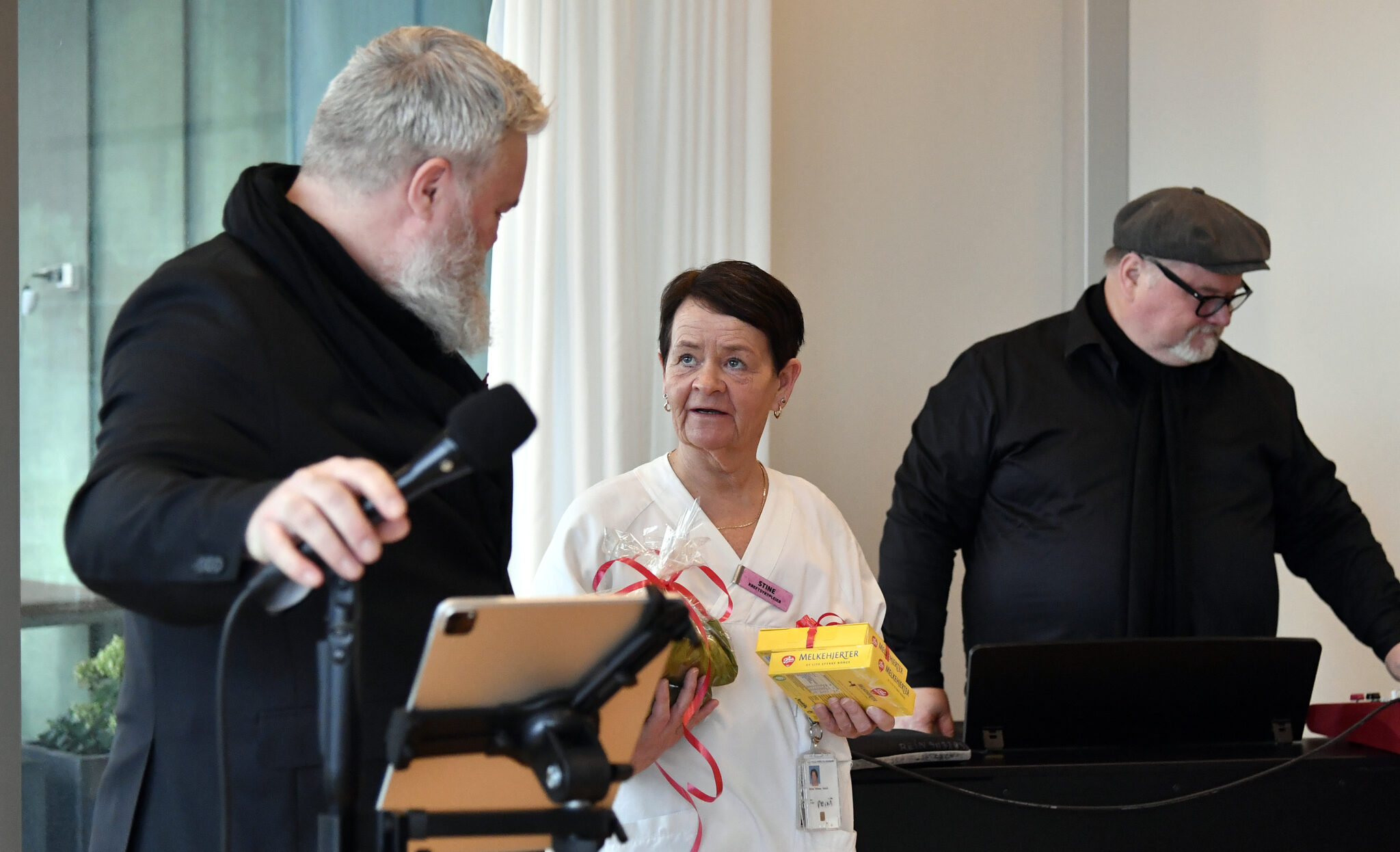 Rein Alexander dukket opp på kreftavdelingen | Bypatrioten
